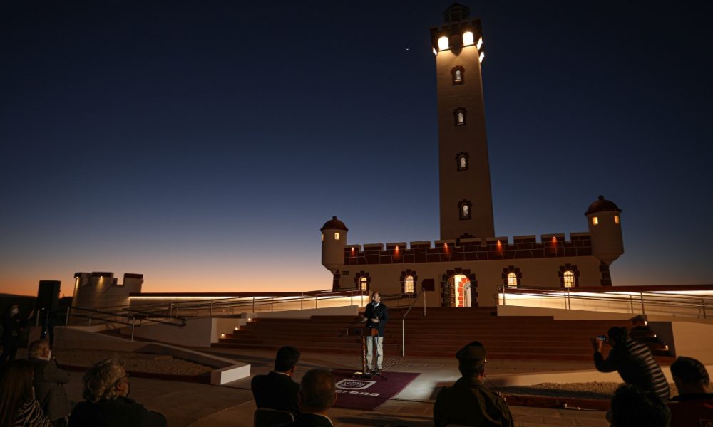 Inauguran obras de restauración del Faro Monumental de La Serena – El ...
