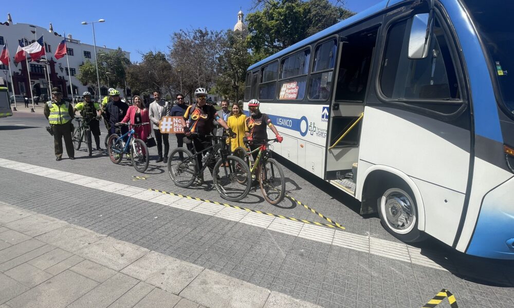 Con actividad educativa sobre puntos ciegos de conducción en microbús ...