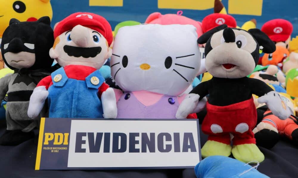 Incautan más de mil juguetes falsos en el centro de La Serena: Mario ...